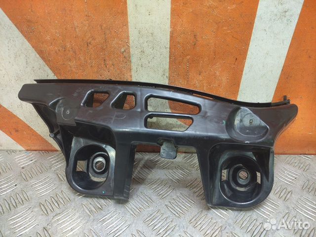 Кронштейн бампера задний правый Mercedes Cla-Class купить в Москве ...